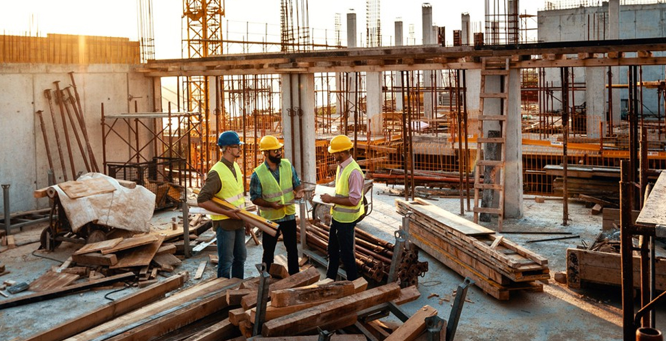 Roof Contractor - Construction Professionals Institute